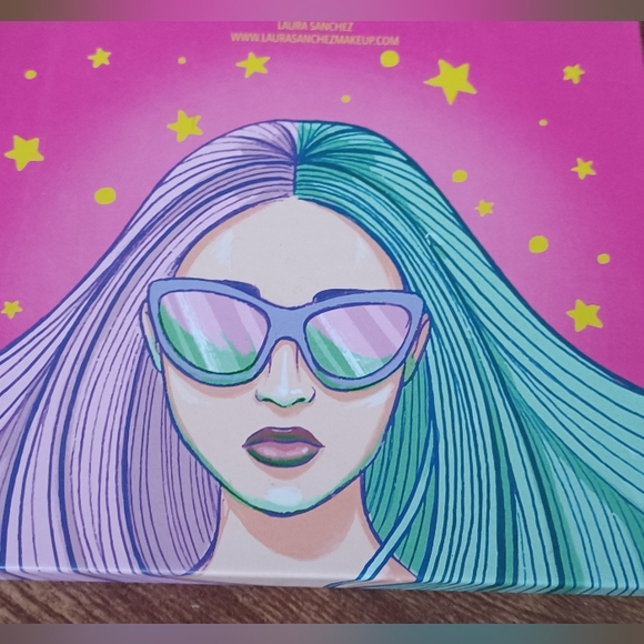 Laura SANCHEZ | Makeup | Laura Sanchez Moods Eyeshadow And Highlighter ...